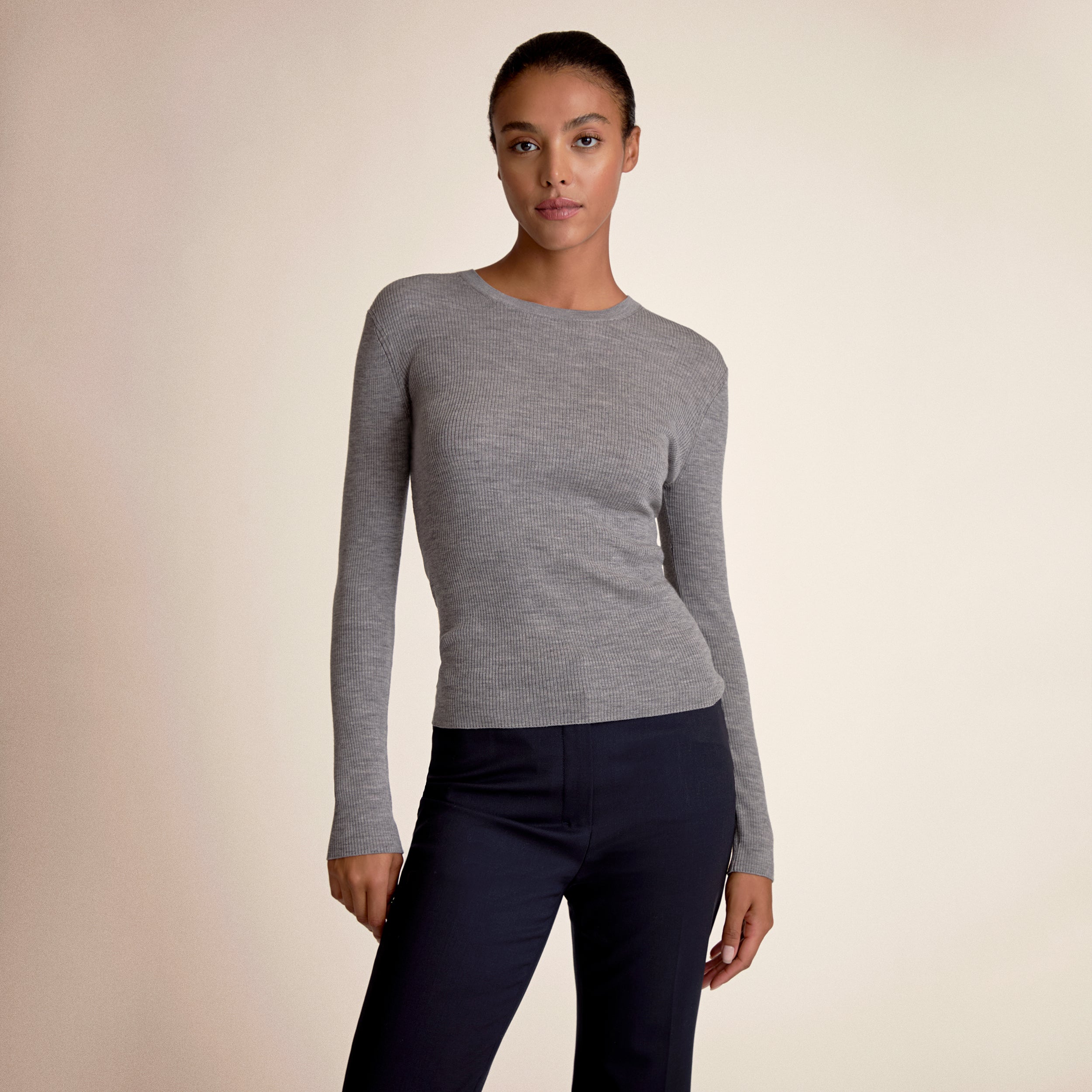 Beck Fitted Crewneck Sweater - Ribbed Merino :: Gray Melange – M.M.LaFleur