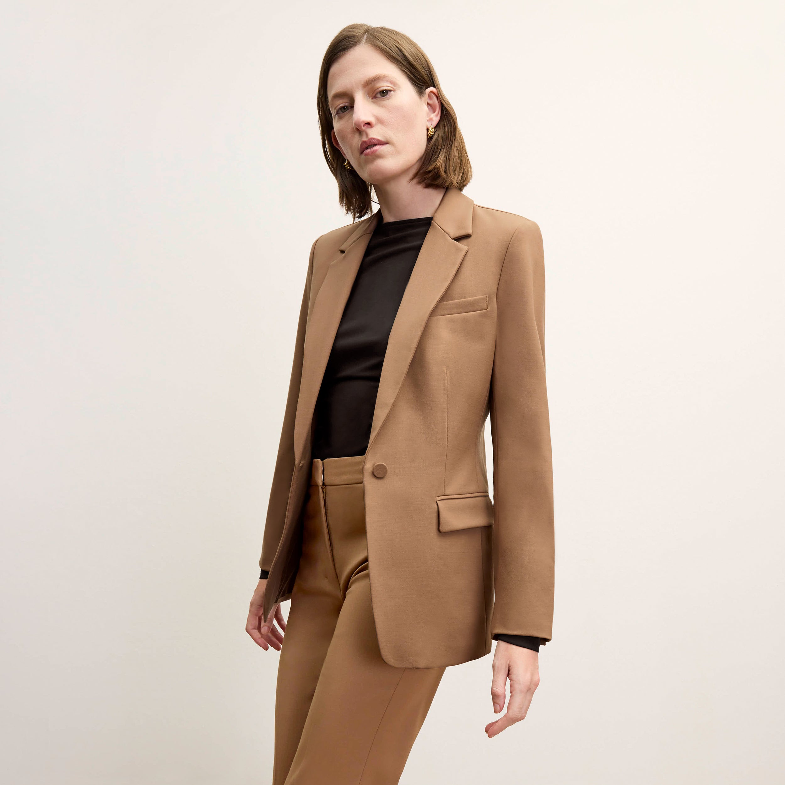 How to Style Camel Suiting: The Full Suit – M.M.LaFleur