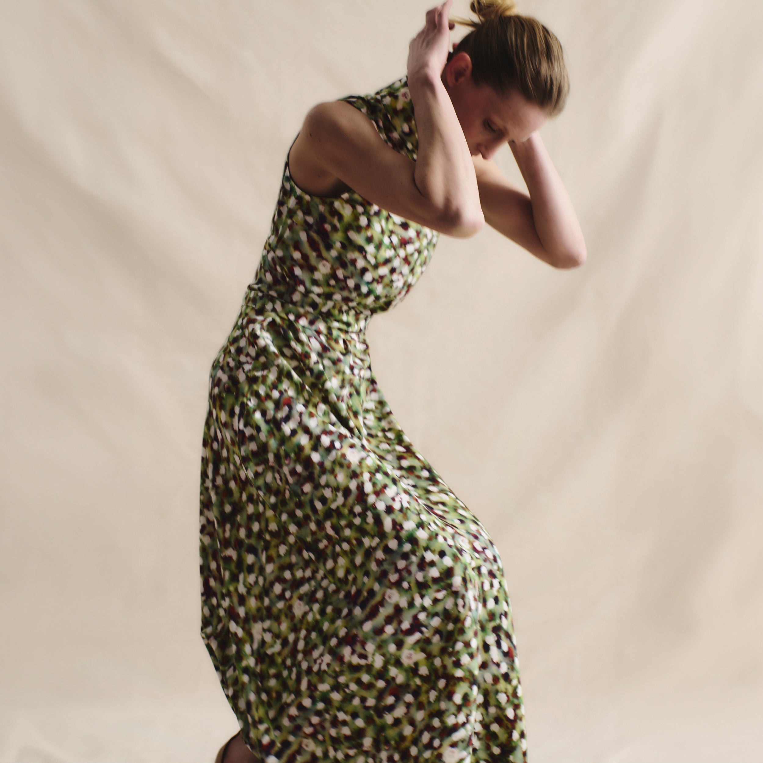 Martina Mockneck Dress - Washable Silk :: Spotlight Print – M.M.LaFleur