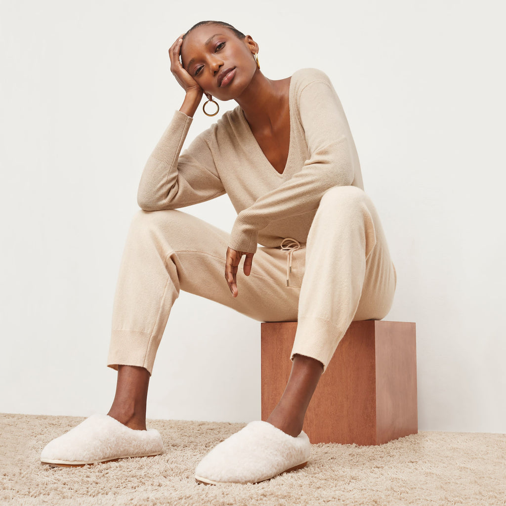 Keely Jogger - Cashmere :: Cream – M.M.LaFleur